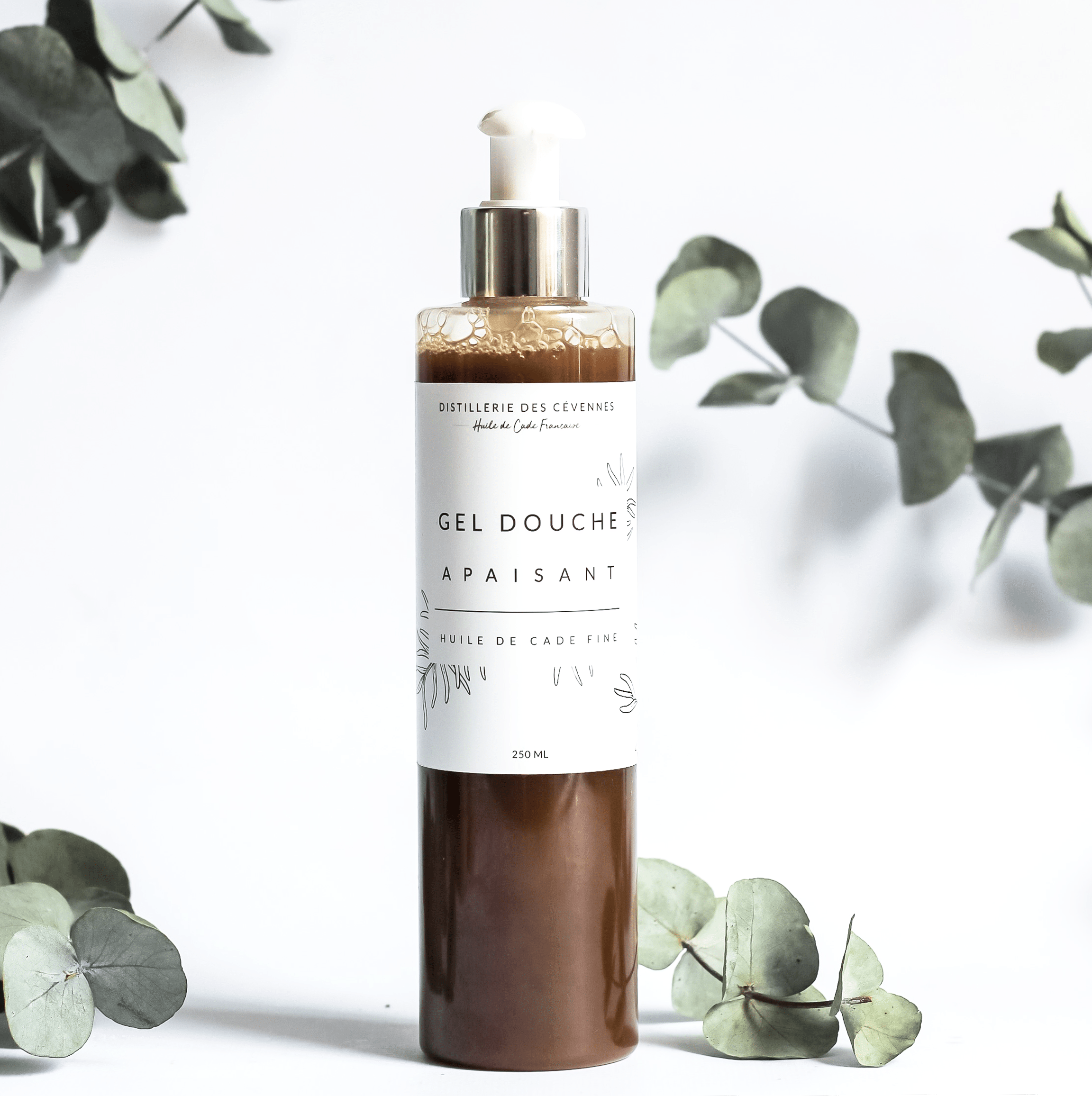 Shower gel with Cade oil